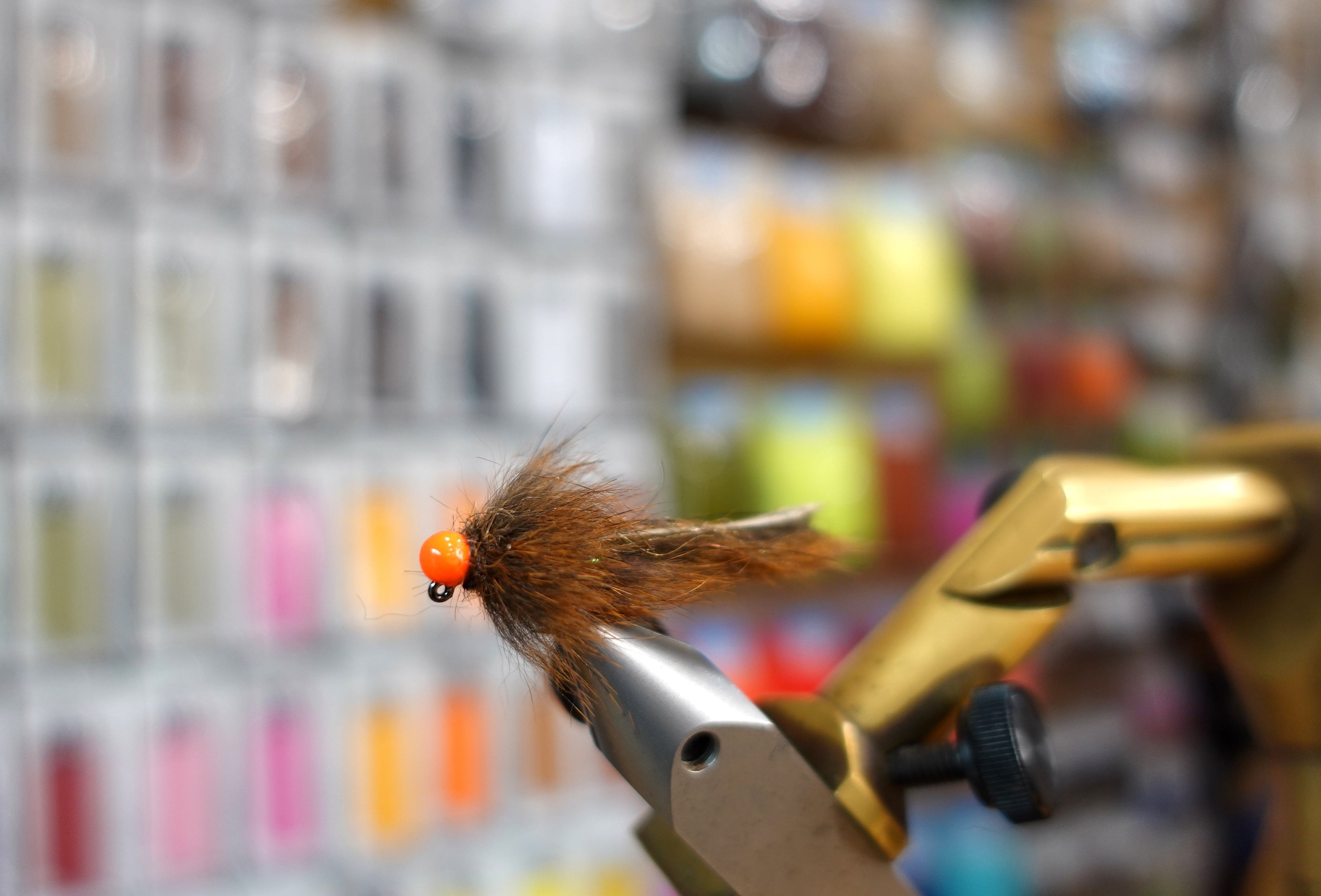 The Squirrel Suit Streamer // A Springtime Jig-Bomb Confidence Pattern ...