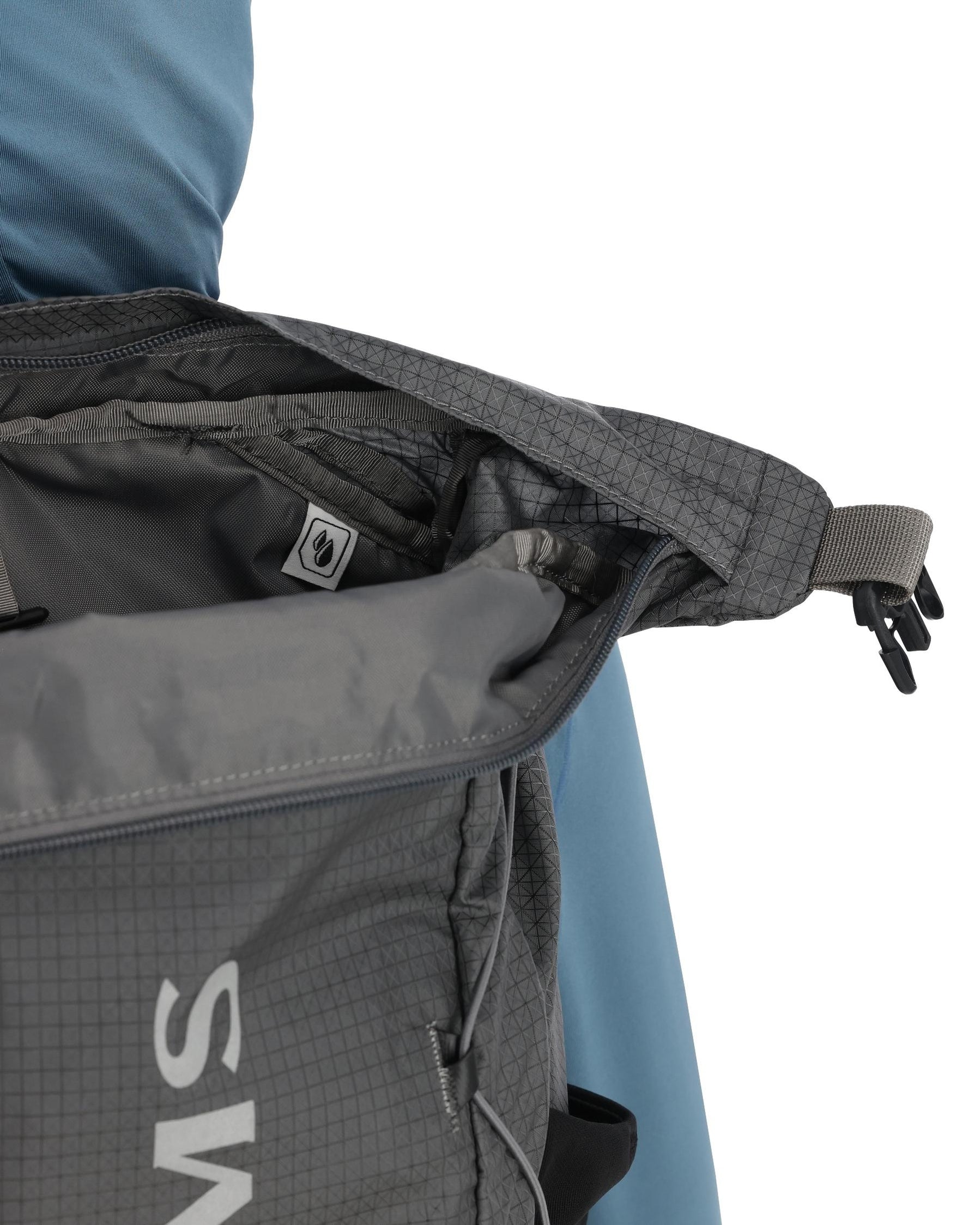 Simms Flyweight Vest Pack — Red's Fly Shop