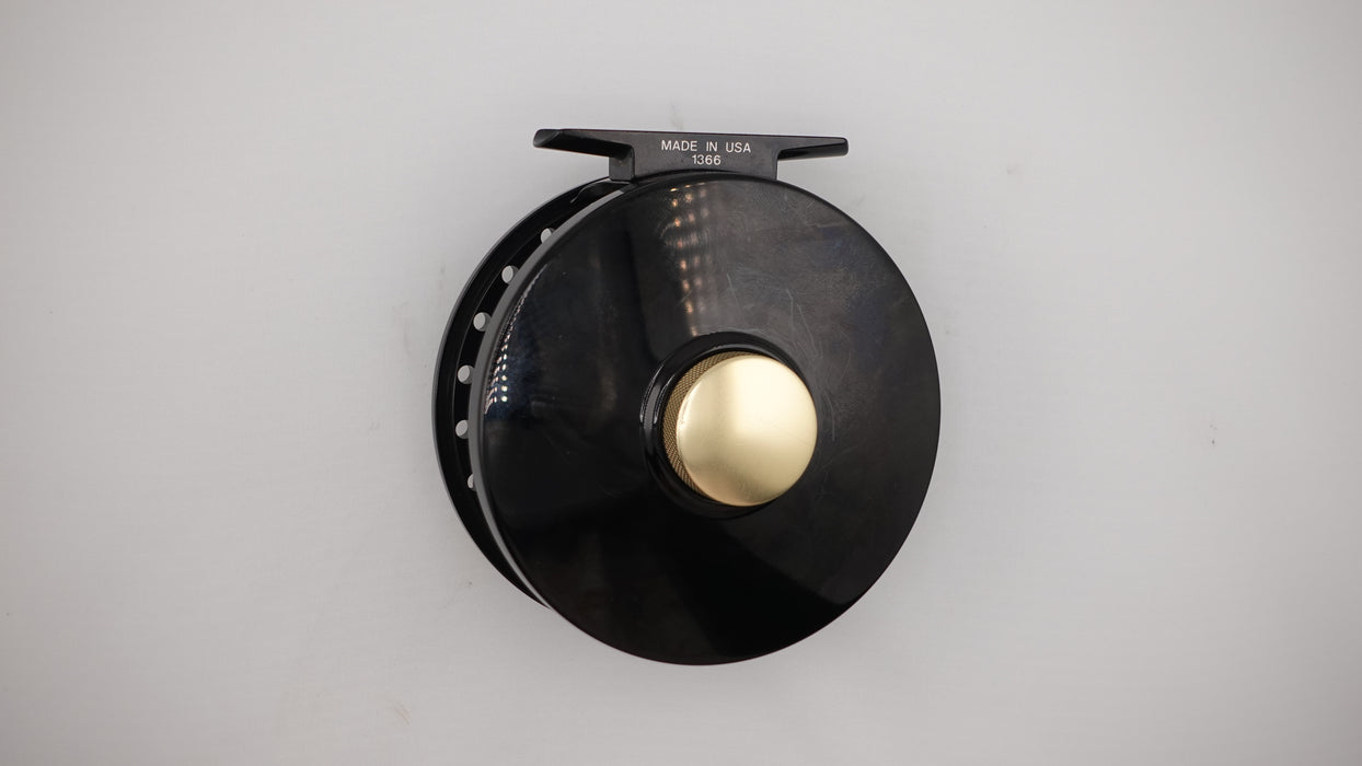 USED Sage Model 5400 — Red's Fly Shop