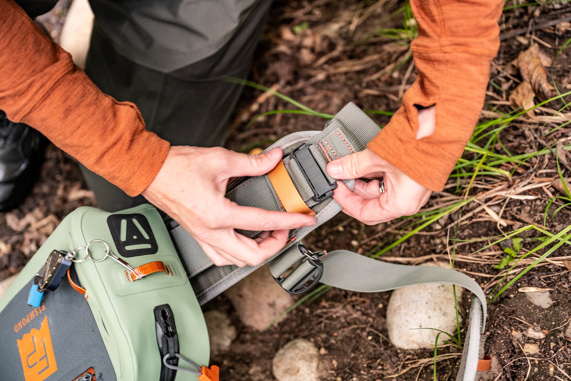 Fishpond Thunderhead Small Submersible Lumbar Pack — Red's Fly Shop